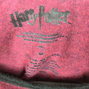 Warner Bros. | Tops | Harry Potter Hogwarts Ringer Tee Medium Maroon ...